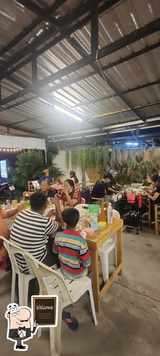 Menu at ลาบเป็ดสะใภ้อิสาน restaurant, Bang Phli Yai