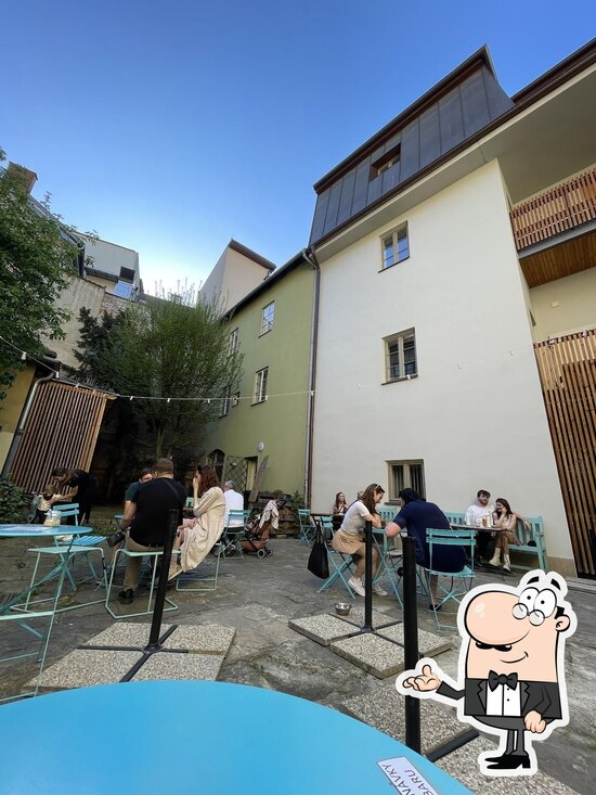 CAFÉ MITTE, Brno - Restaurant menu, prices and reviews