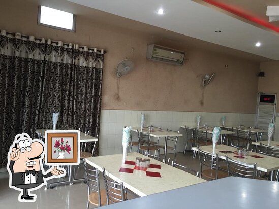 Preet Restaurant - Restaurant menu, prices and reviews