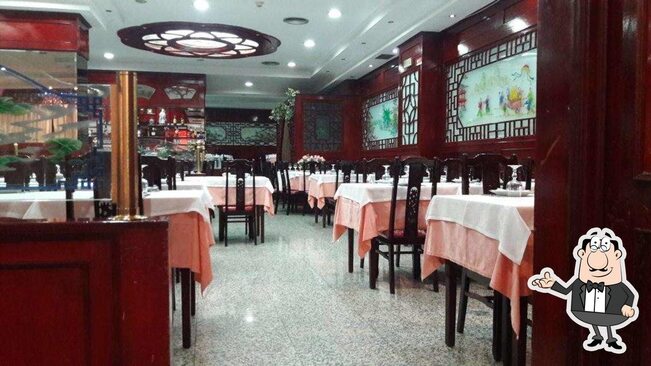 Menu at Dong Hai restaurant, Lisbon