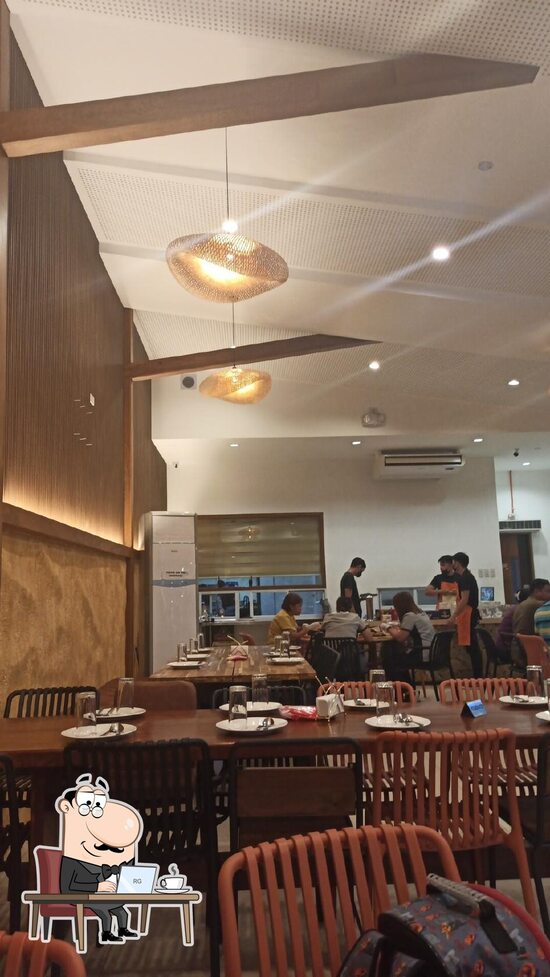Menu at DOIS Seafood Bar and Big Plates, Iloilo City