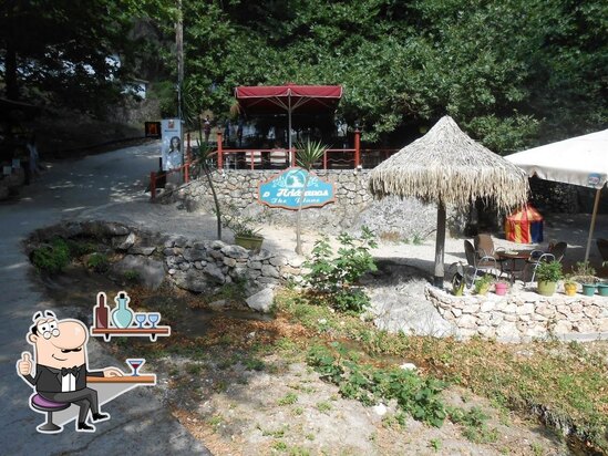 The Plane Tree (Platanos), Lefkada - Restaurant menu, prices and reviews