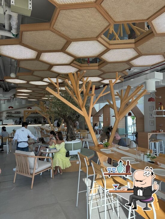 The Barnyard - Restaurant menu, prices and reviews