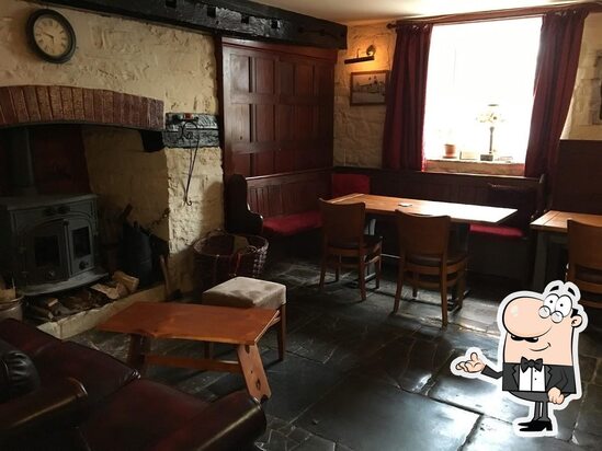 Menu at The Old Yew Tree pub & bar, Defynnog