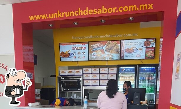Menu at Chicken Krunch restaurant, Santiago de Querétaro