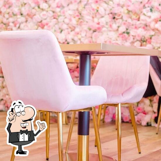Luxe Blooms, Ottawa - Restaurant menu, prices and reviews