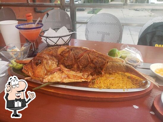 El Barco Mariscos, Chicago - Restaurant menu, prices and reviews