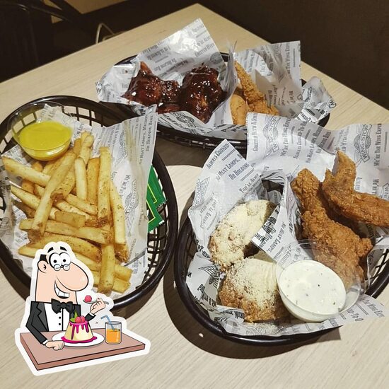 Wing Stop restaurant, Surabaya, Surabaya Town Square - Restaurant reviews