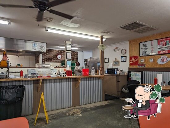 Sheila C's Burger Barn, Auburn - Restaurant menu, prices and reviews