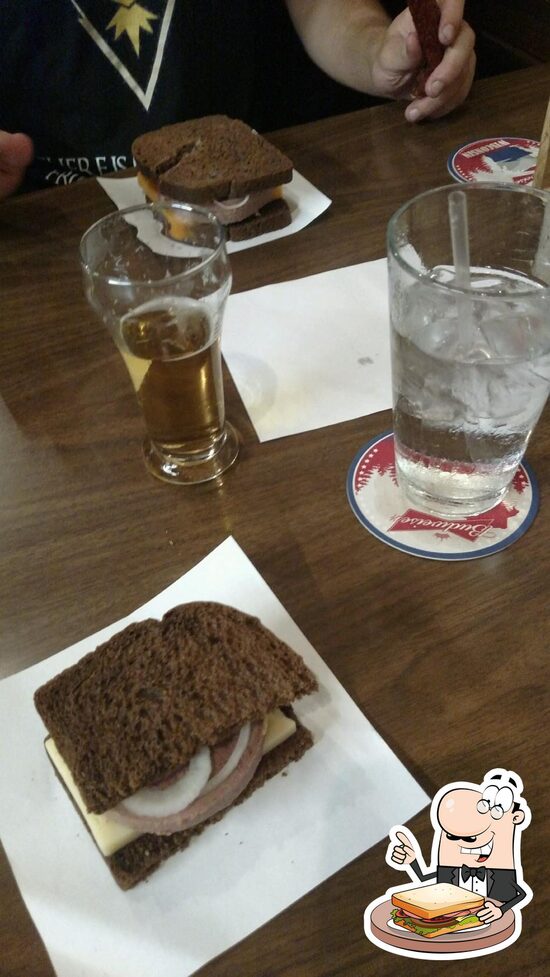 Baumgartner's Cheese Store & Tavern in Monroe - Restaurant menu and reviews