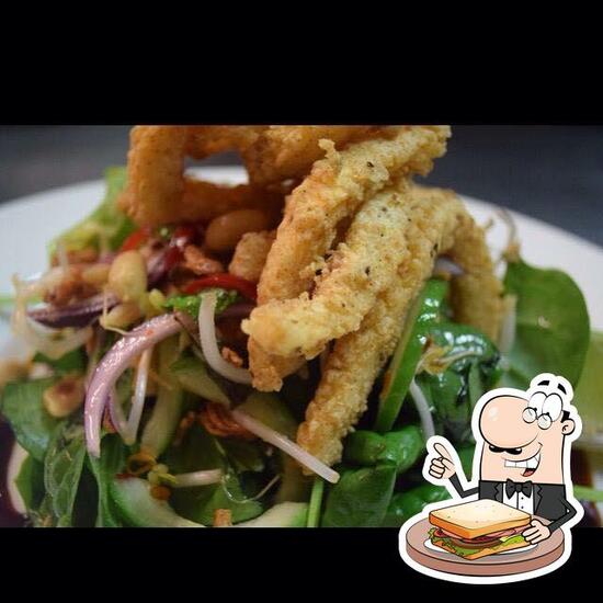 Valla Beach Tavern, Valla - Restaurant menu, prices and reviews