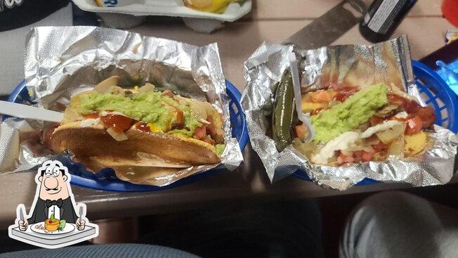 Menu at El Cacheton Y Tacos Culiacan restaurant, Bakersfield
