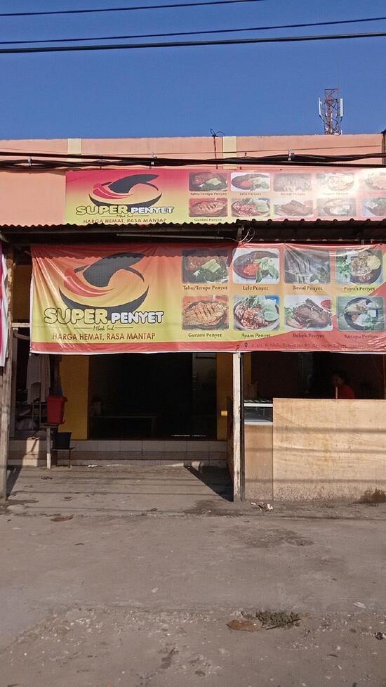 Menu at SUPER PENYET Mbok sul, Bojonegoro