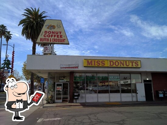 Miss Donuts, Los Angeles - Restaurant menu, prices and reviews