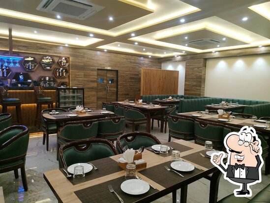 Status Café & Restaurant, Surat - Restaurant reviews