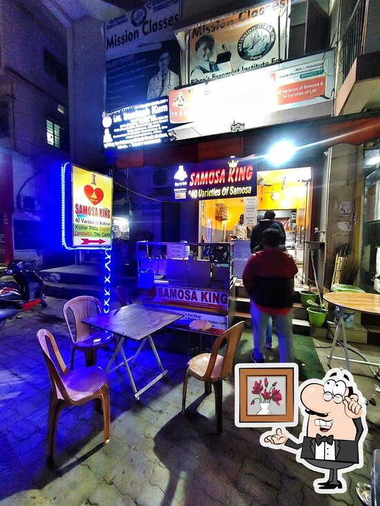 Samosa King, Patna, J365+4G2 - Restaurant reviews