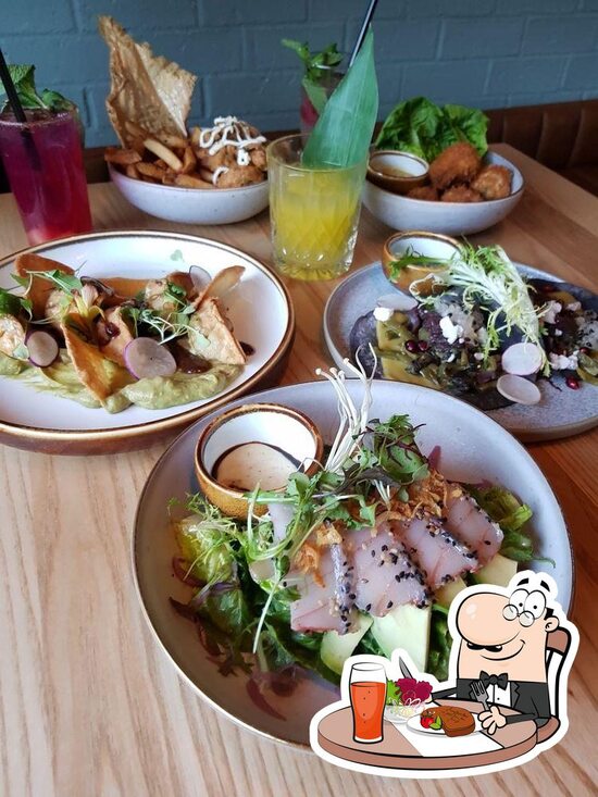 Casa Kaizen, 16 Ave des Pins in Montréal - Restaurant menu and reviews