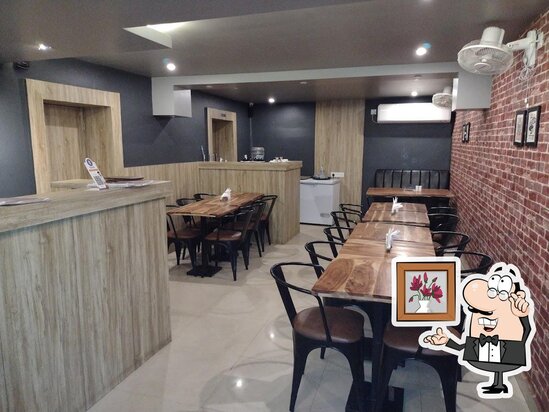 Swadist Food Plaza, Suri - Restaurant menu, prices and reviews