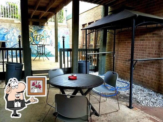 Surf Inn in Charlotte - Restaurant reviews
