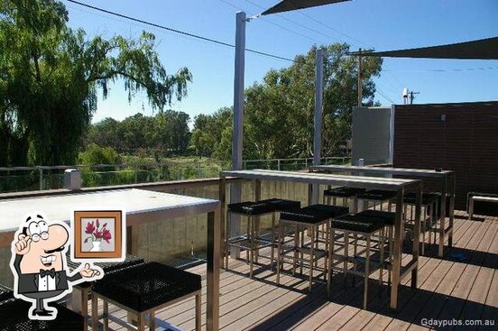 Jungle Duke Hotel, Wagga Wagga - Restaurant menu, prices and reviews