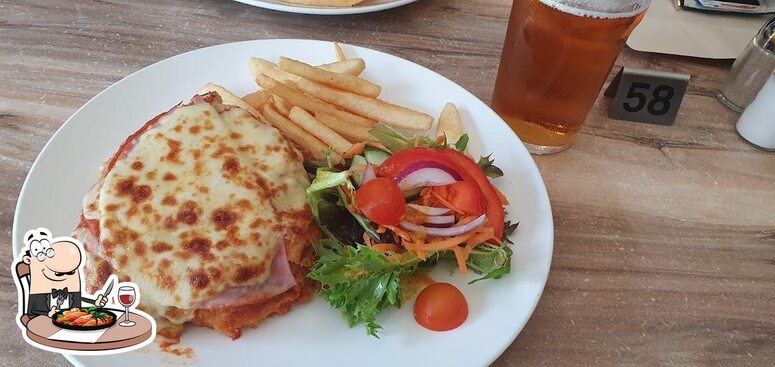 Cardinia Park Hotel in Beaconsfield - Australian restaurant menu and ...