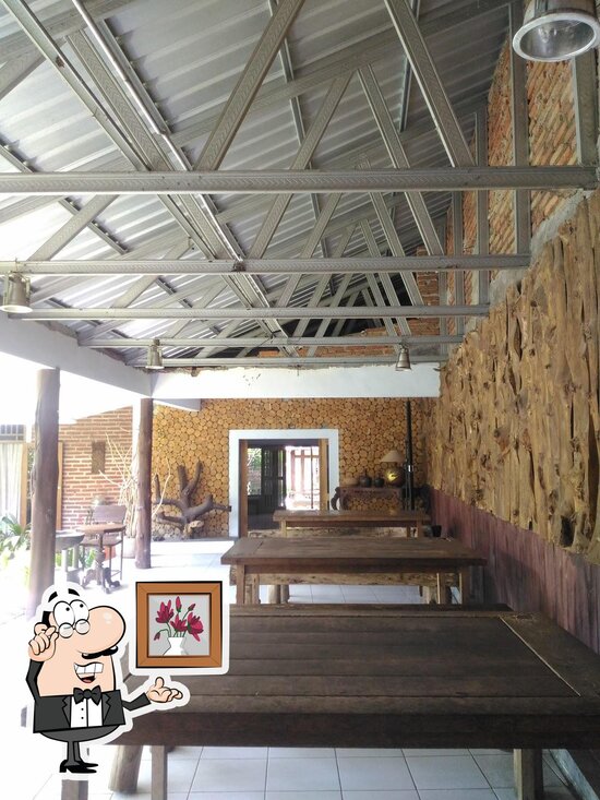 The Anglo-Saxon Tavern, Jember - Restaurant menu, prices and reviews