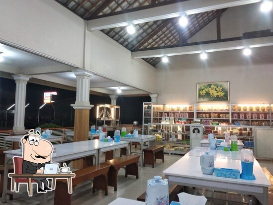 Menu at Rumah Makan Puti Minang restaurant, Indonesia