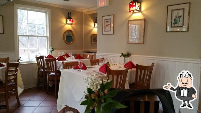 Basil Leaf Cafe, Locust Valley - Restaurant menu, prices and reviews