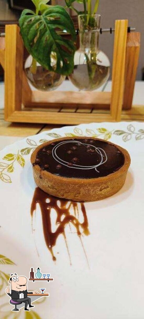 Menu at Theobroma, Virar