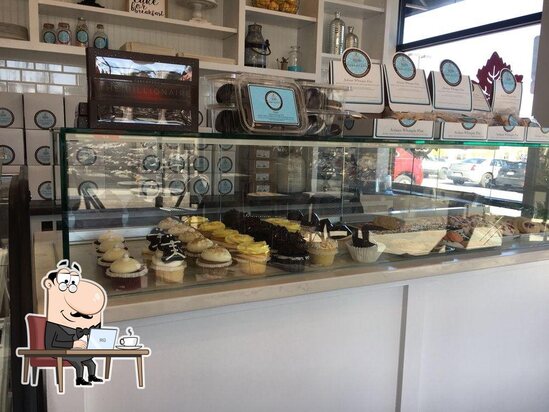 Cakeheads Bakery, Centennial - Restaurant menu, prices and reviews