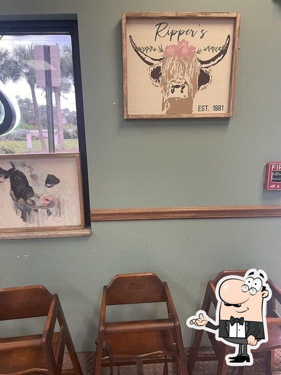 Menu at Ripper's Restaurant, Palm City