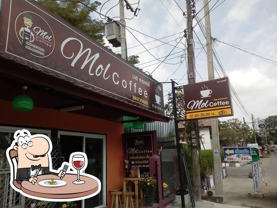 Mol Coffee At Ubon cafe, Ubon Ratchathani, 6VXG+4GM - Restaurant reviews