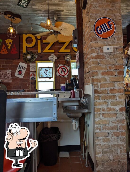 Rumor Has It... Pub & Grill, Barrett - Restaurant menu, prices and reviews