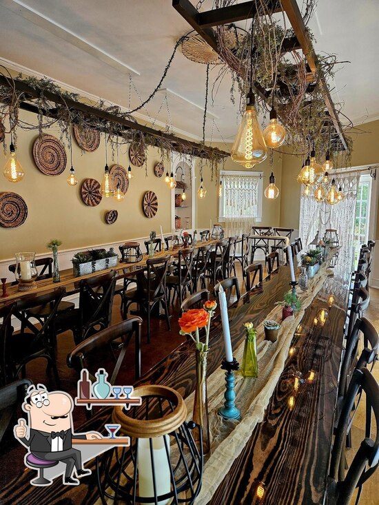 Boho Venue in Brooksville - Restaurant reviews