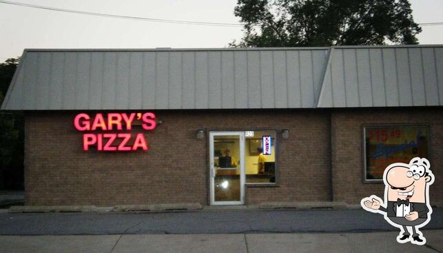 Menu at Gary's Pizza pizzeria, Mankato, 923 S Front St