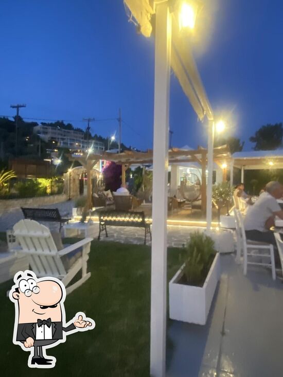 Salt & Pepper, Troulos - Restaurant menu, prices and reviews