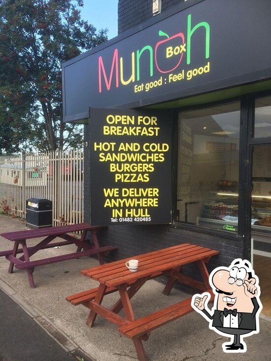 Munch box by day in Hull - Restaurant reviews