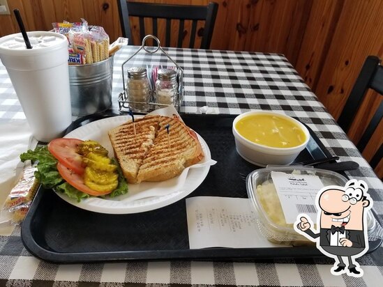 Menu at Amish Cheese House restaurant, Chouteau