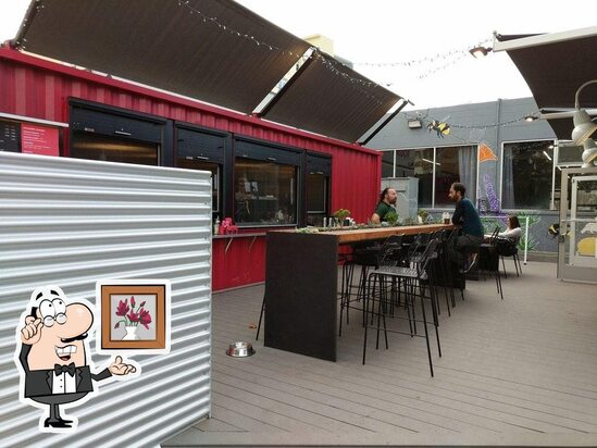 Urban Remedy, 175 Bay Pl in Oakland - Restaurant menu and reviews