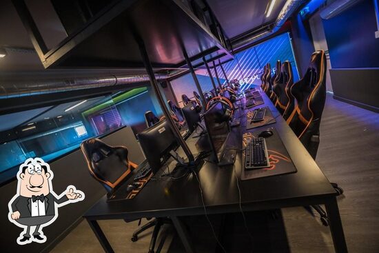 INSPOT Larnaca - eSports Gaming Arena / Internet Cafe, Larnaka ...