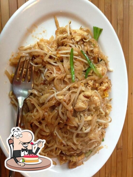 Cha Baa Thai Restaurant (Halifax Queen), 1546 Queen St in Halifax ...