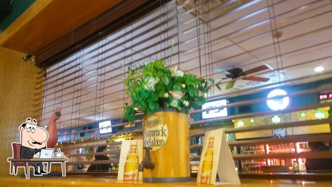 The Red Rooster Inn, Philadelphia - Restaurant menu, prices and reviews