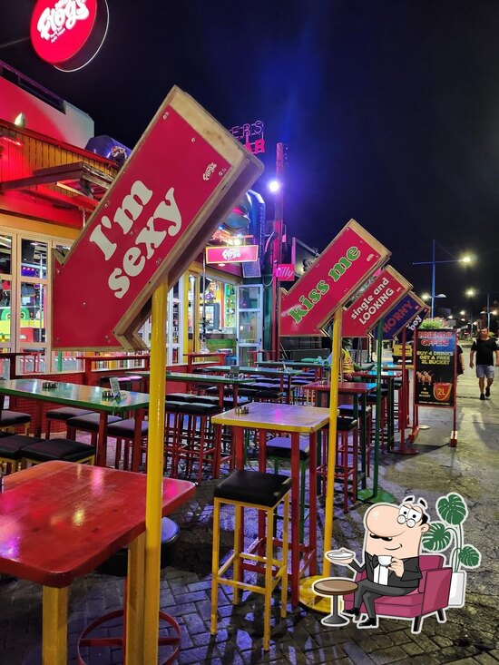 Senior Frog's Ayia Napa, Ayia Napa - Restaurant menu, prices and reviews