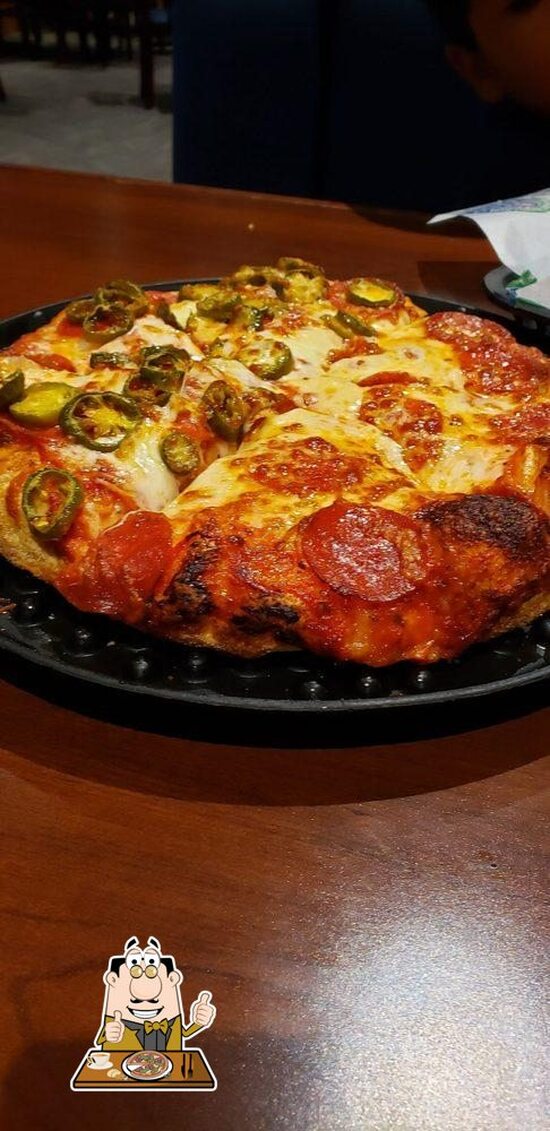 Barro's Pizza, 410 N Wilmot Rd in Tucson - Restaurant menu and reviews