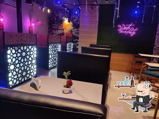 Level cafe and bistro, Saharanpur - Restaurant menu, prices and reviews