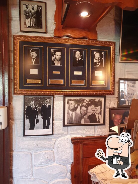Páidí Ó Sé's Pub in Ventry - Restaurant menu and reviews