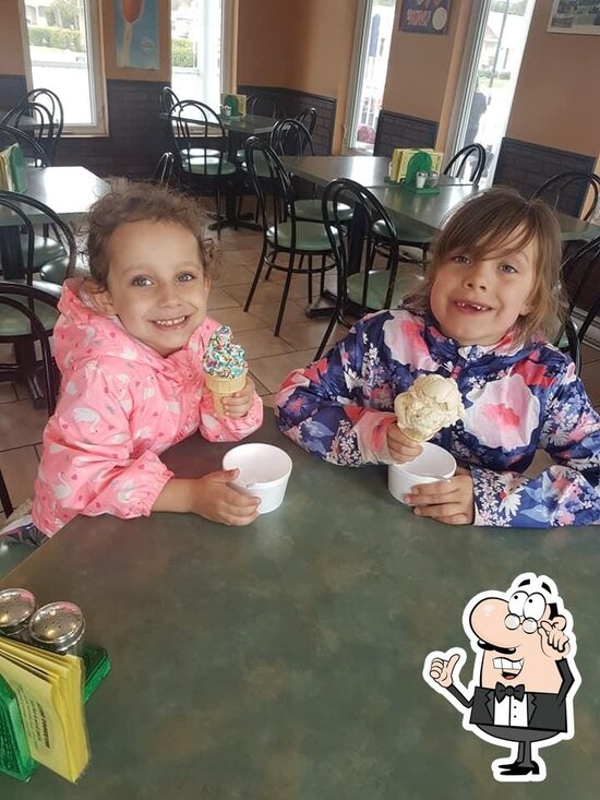 Cantine Chez Mel, 137 Isidore-Boucher Blvd in Edmundston - Restaurant ...