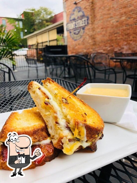 Front Street Pub & Eatery, Davenport - Restaurant menu, prices and reviews