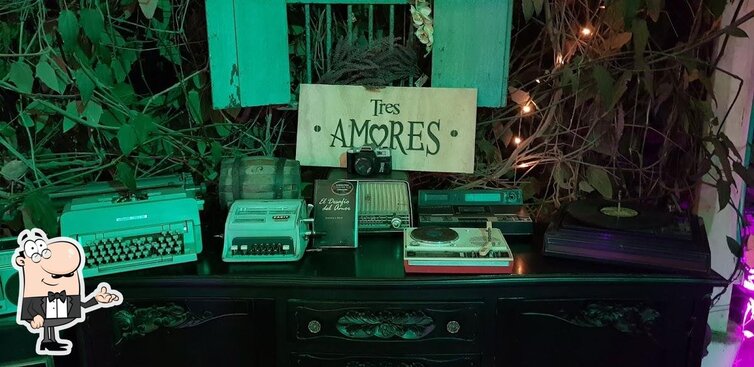Menu at Tres Corazones cafe, Tulua