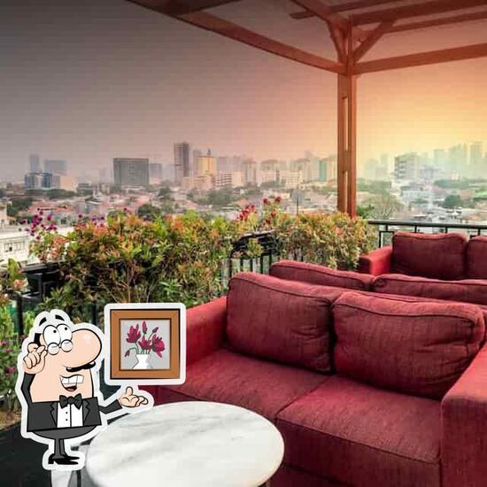 Conrad Rooftop Garden Bar, Central Jakarta - Carta del restaurante y ...